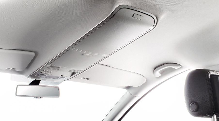 Auto-dimming Rear View Mirror - Car Terms | SEAT